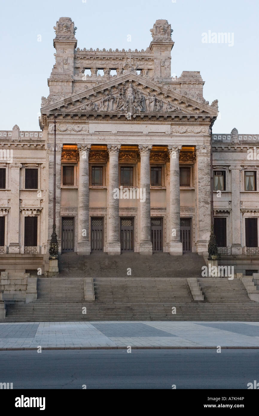 Montevideo Legislative Palace Palacio Legislativo Stock Photo - Alamy