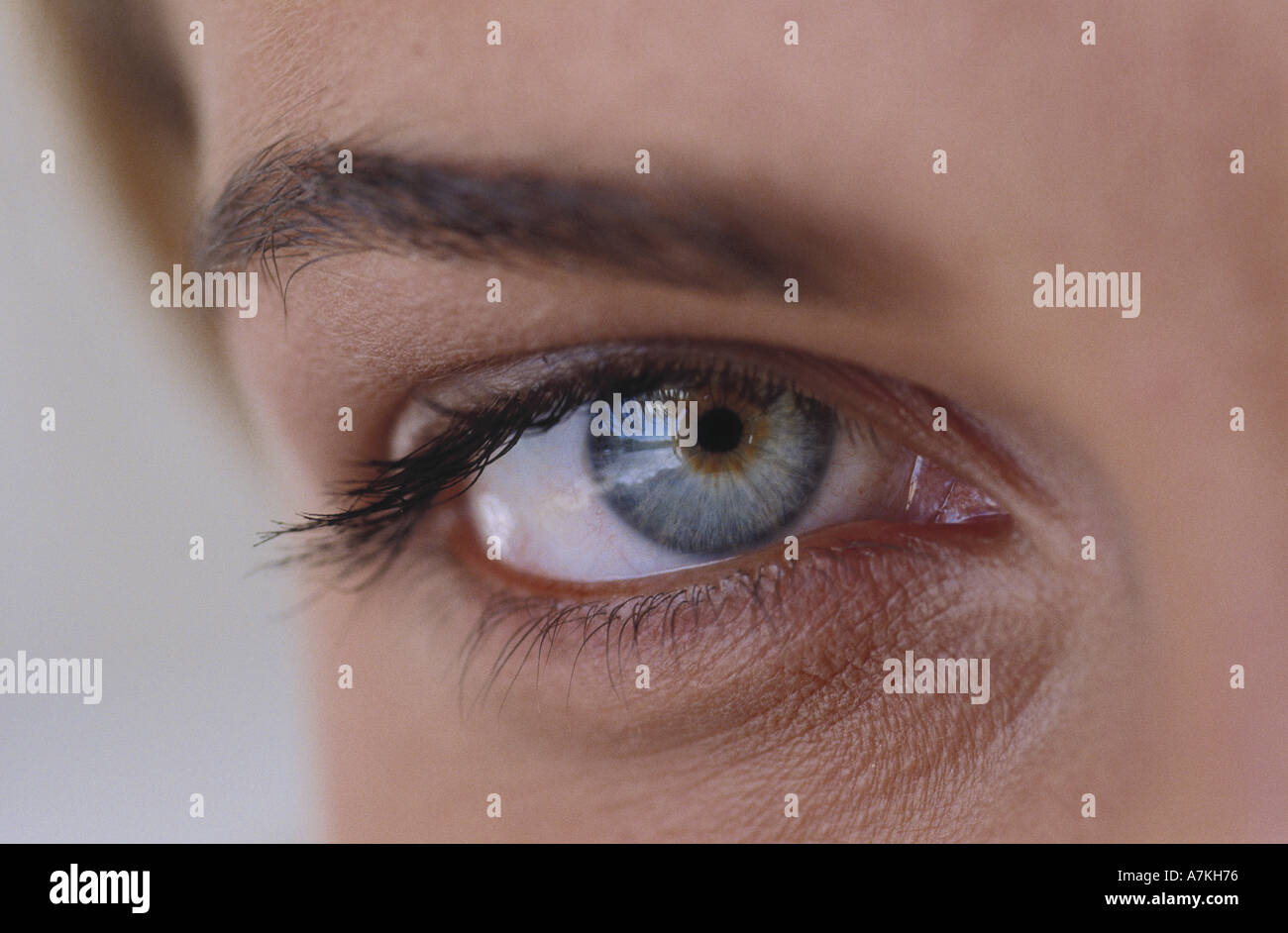 Singular person hi-res stock photography and images - Alamy
