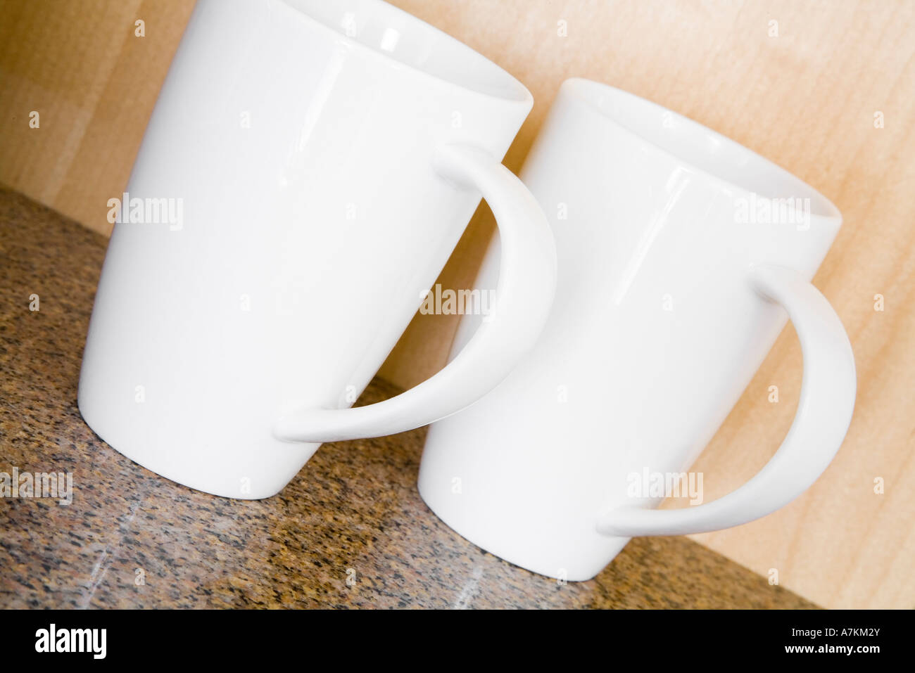 2 mugs counter hi-res stock photography and images - Alamy
