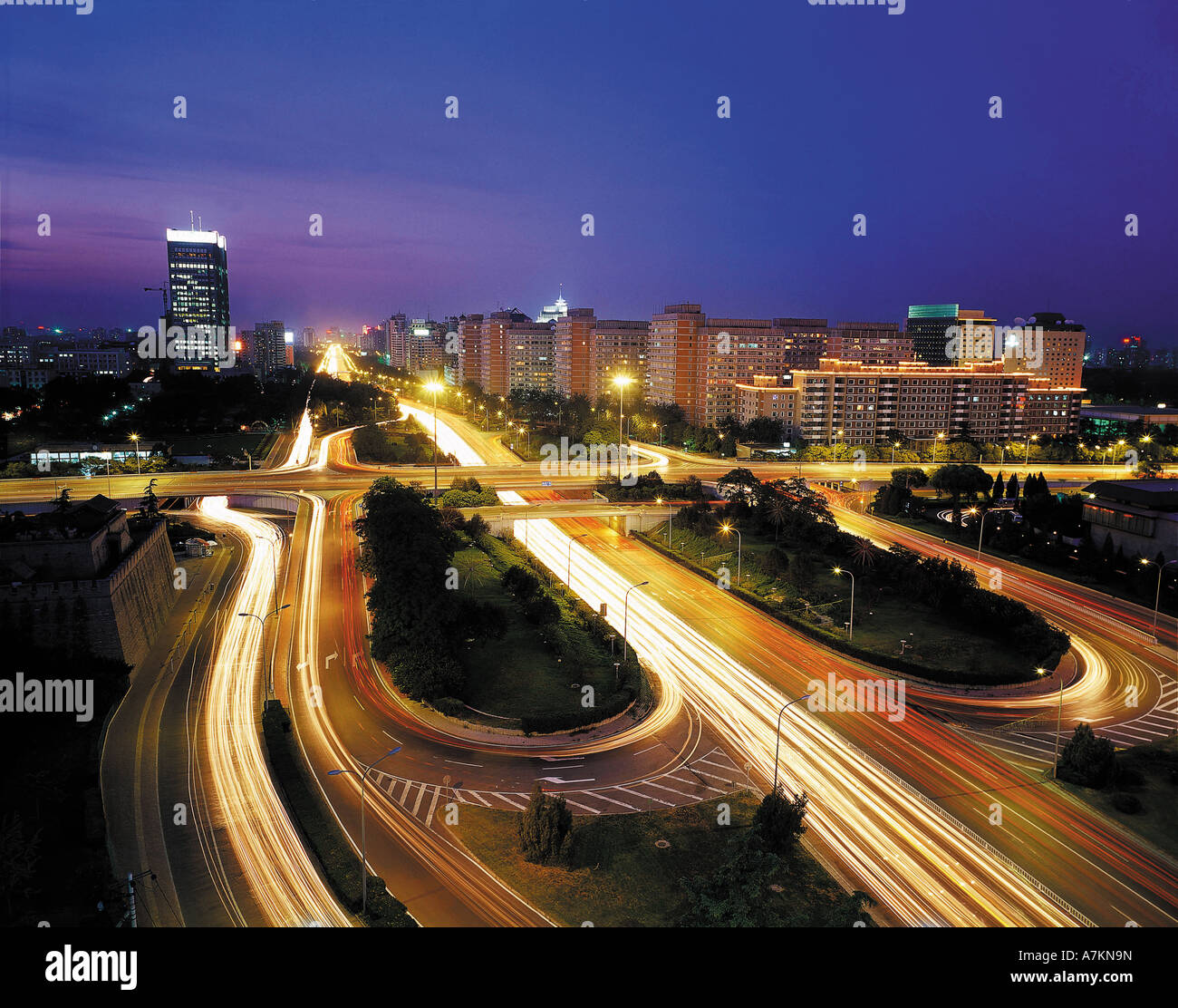 China roads light hi-res stock photography and images - Alamy