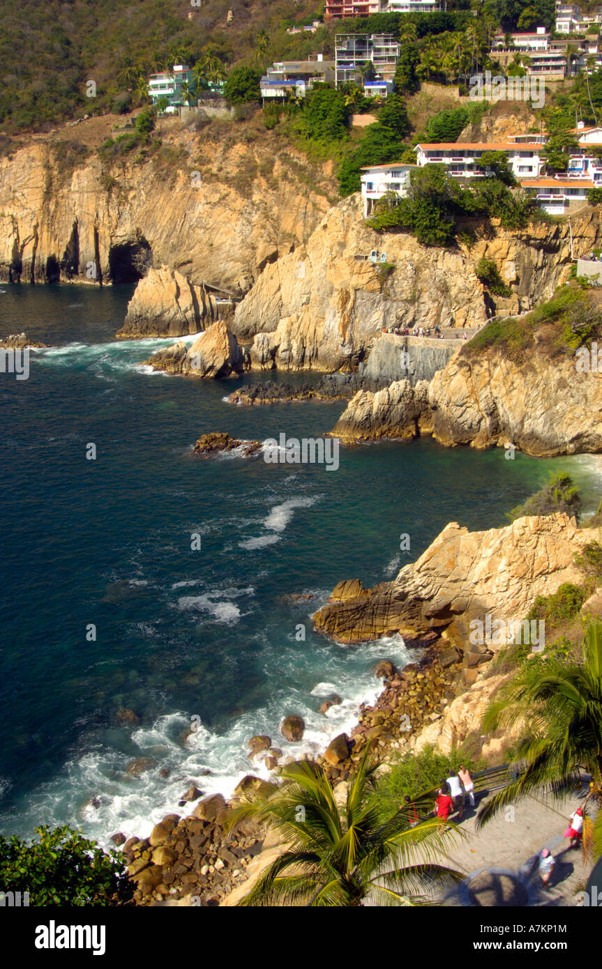 Acapulco villas hi-res stock photography and images - Alamy
