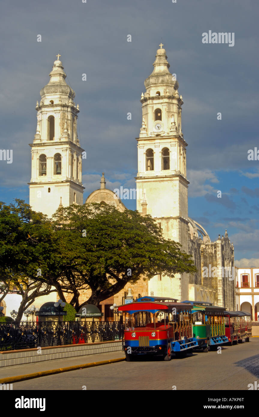 Tranvia parked by Parque Principal in Campeche Stock Photo - Alamy