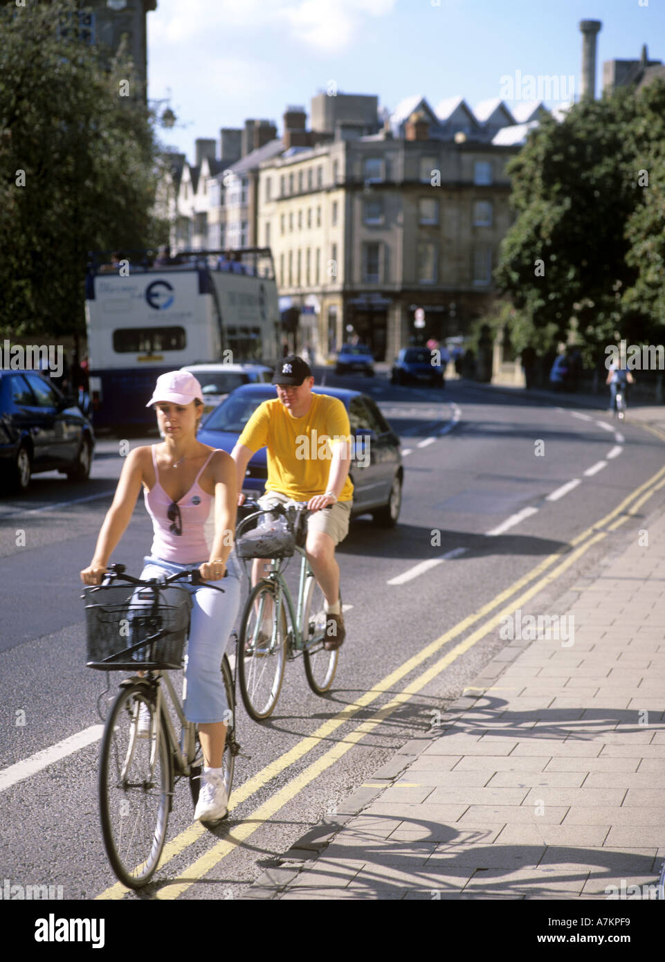 Oxford cycle path hi-res stock photography and images - Alamy