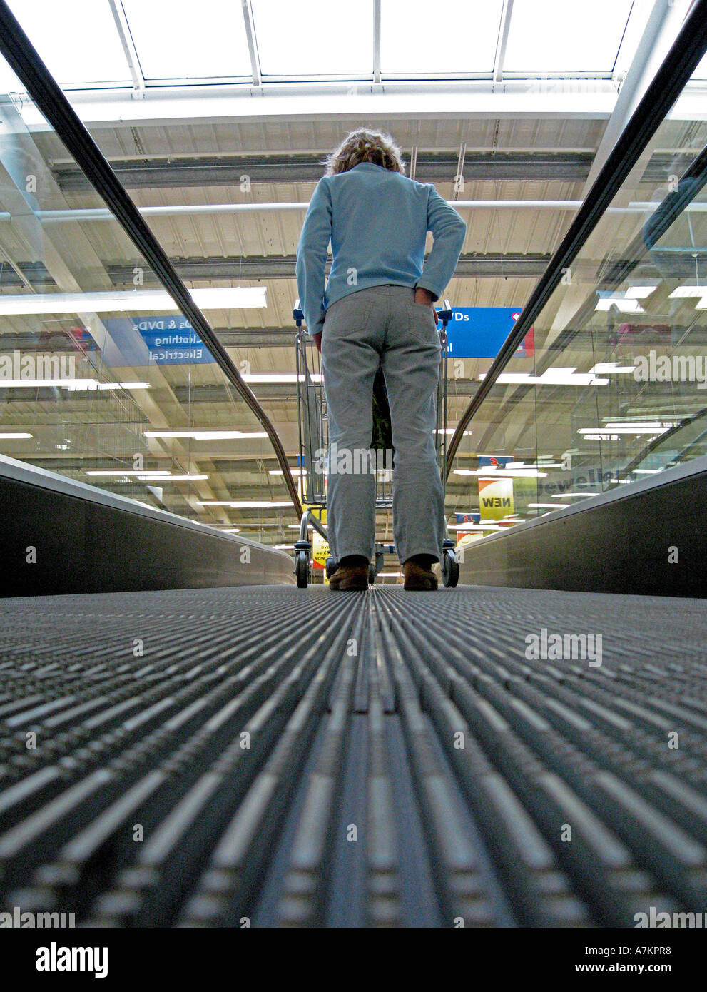 Shopping the modern way Stock Photo - Alamy