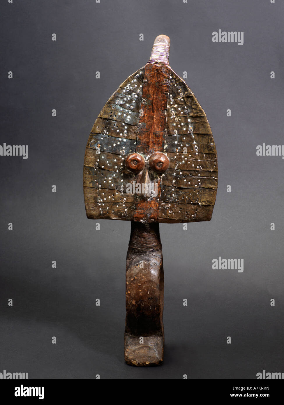 Reliquary Figure Gabon Designed To Perpetuate The Memory Of Founders Of ...