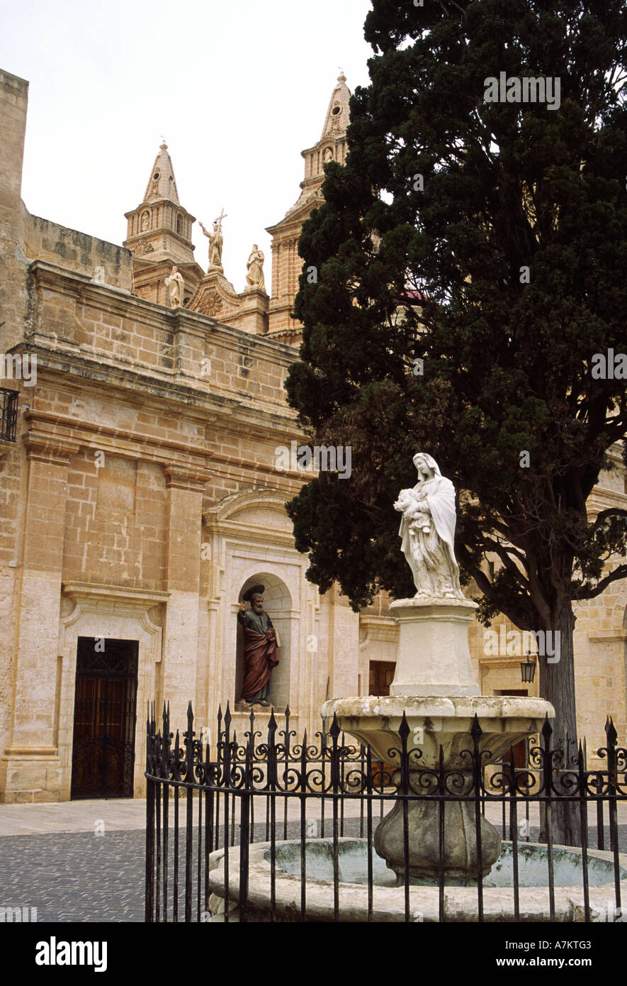Religious statues, Malta Stock Photo - Alamy