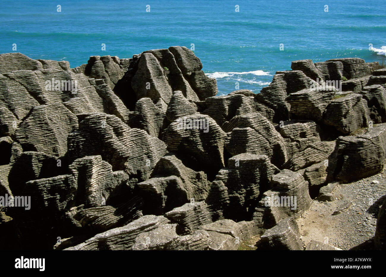 Pancake Rocks New Zealand Punakaiki Layers of Ocean sculpted Limestone ...