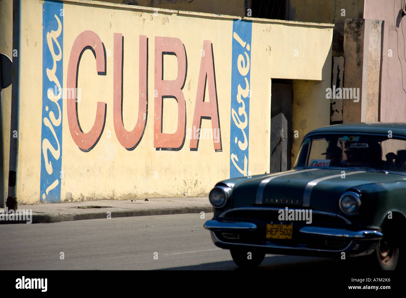 Viva Cuba Libre mural in Havana Cuba Stock Photo - Alamy
