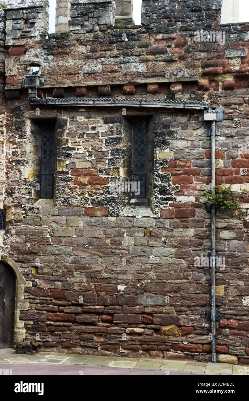 Lead chute hi-res stock photography and images - Alamy