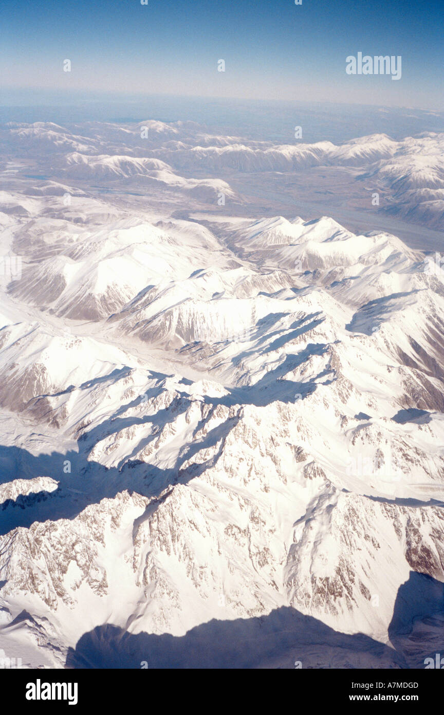 Snow covered mountain ranges Christchurch New Zealand Stock Photo - Alamy