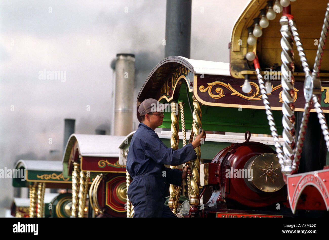 Old fashioned fire engines hi-res stock photography and images - Alamy