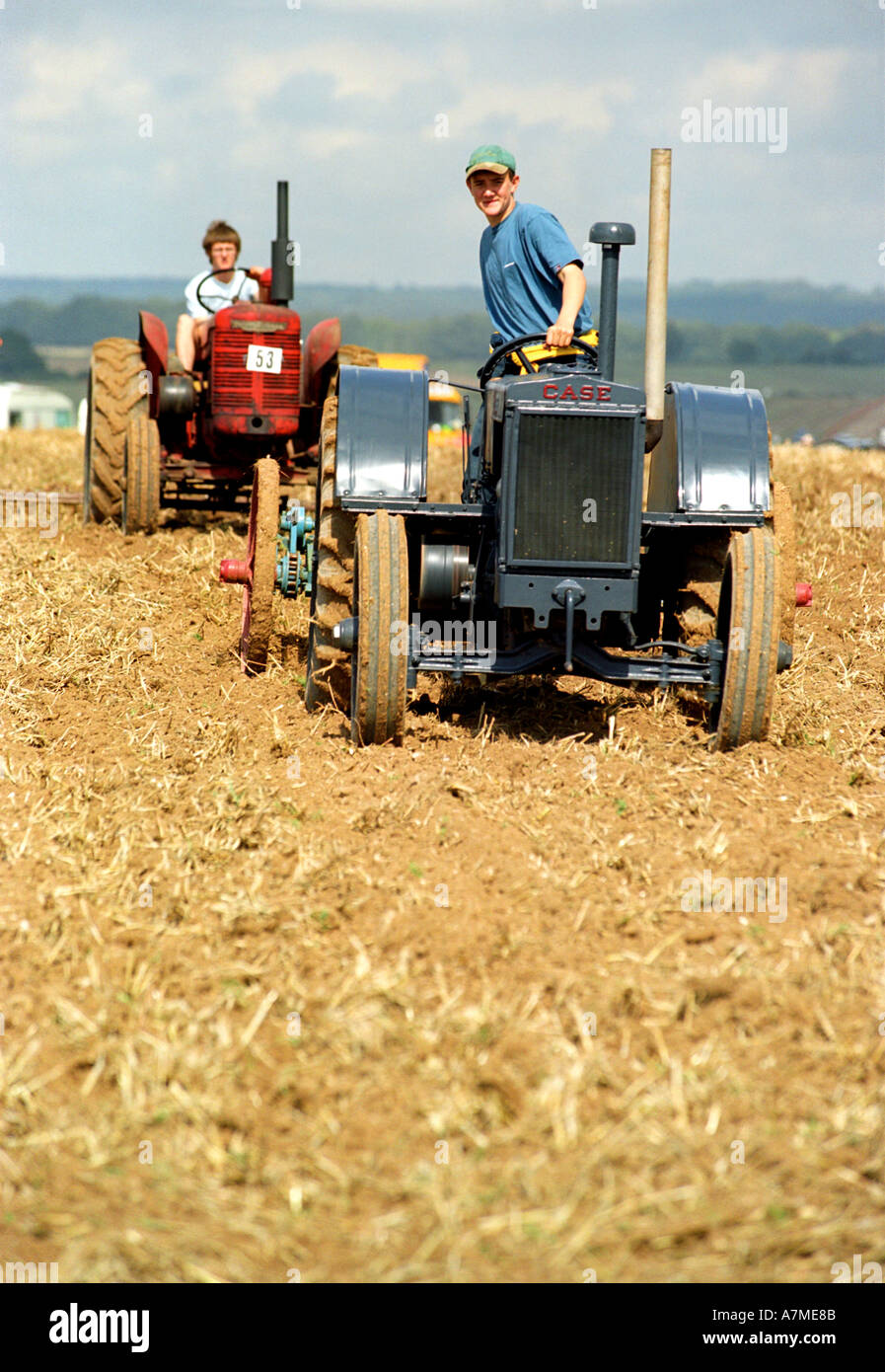 Vintage tractor and uk hi-res stock photography and images - Alamy