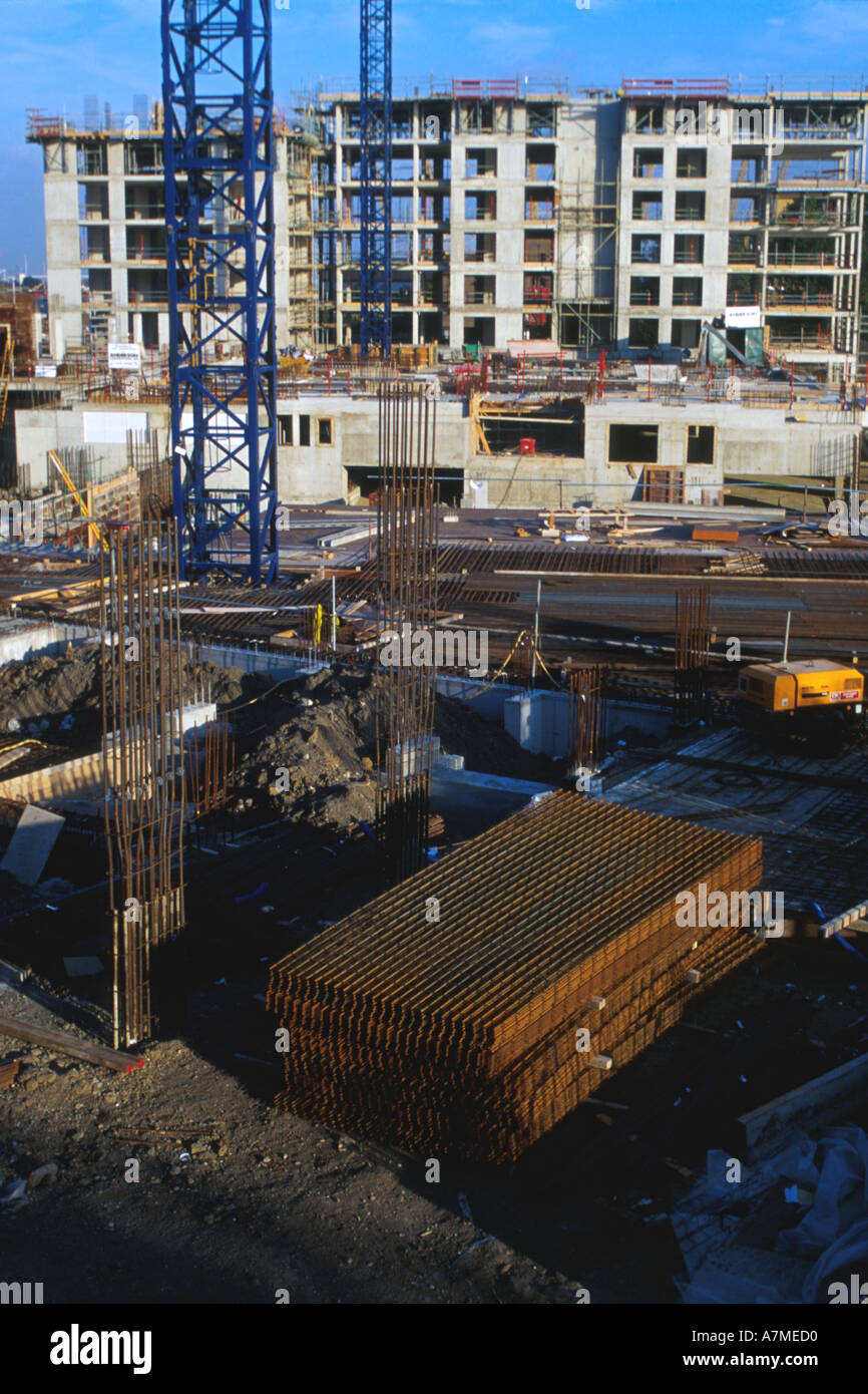 construction work on building site london Stock Photo - Alamy