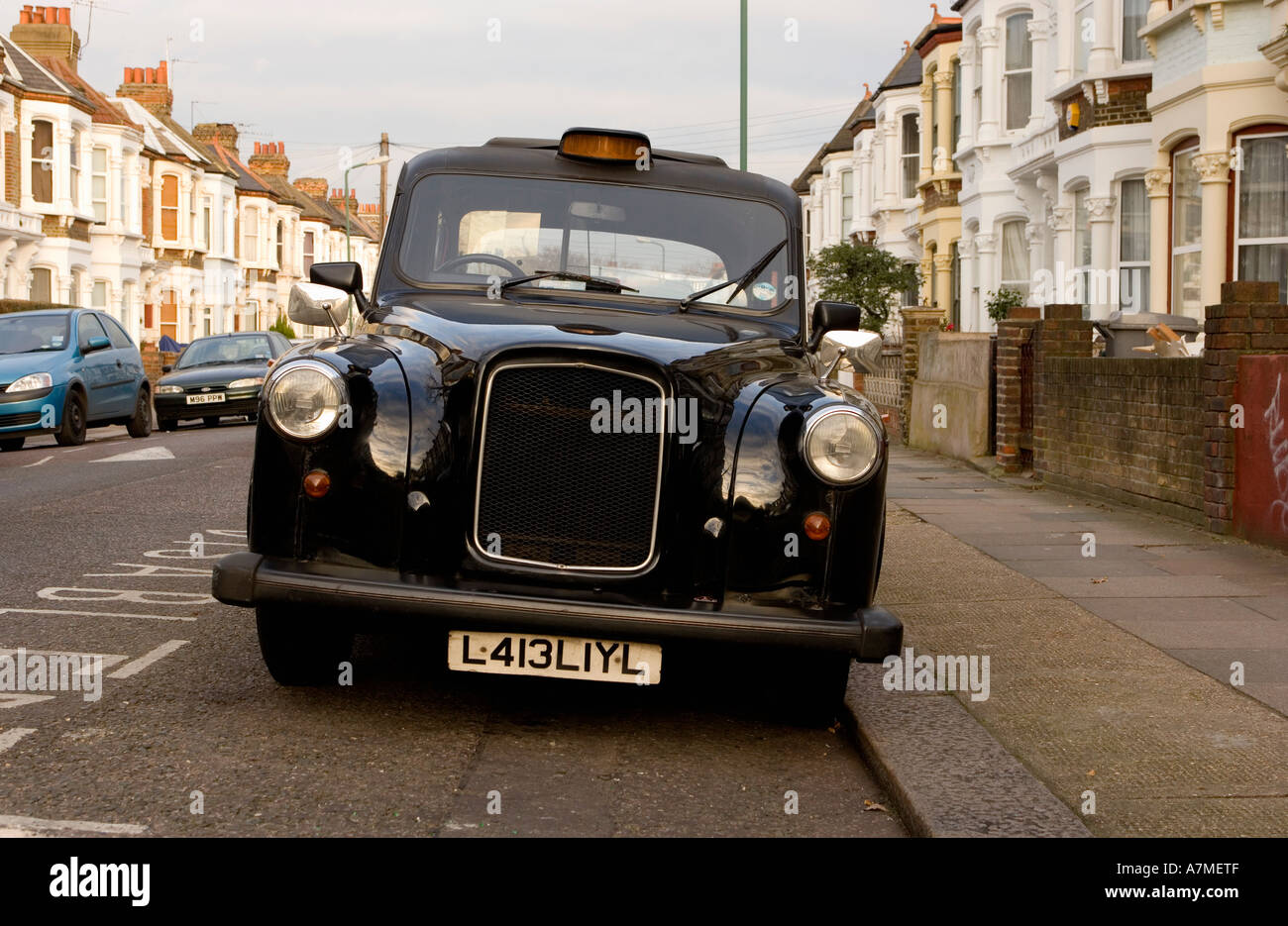 Black cab in London, England Stock Photo - Alamy