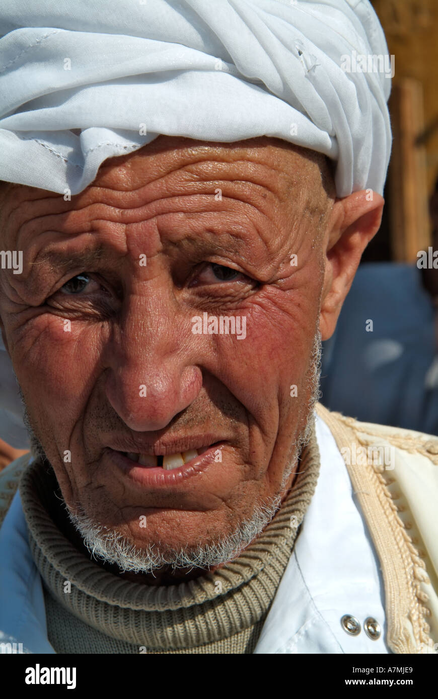 Egyptian man in Negila, small town in the desert, Egypt Stock Photo - Alamy