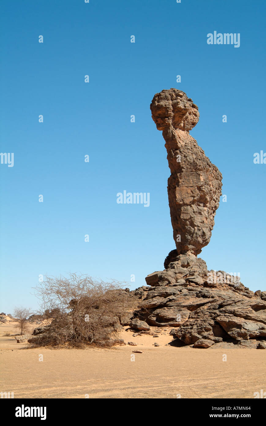 Fingals rock, Jebel Acacus, Sahara Desert, Libya Stock Photo - Alamy