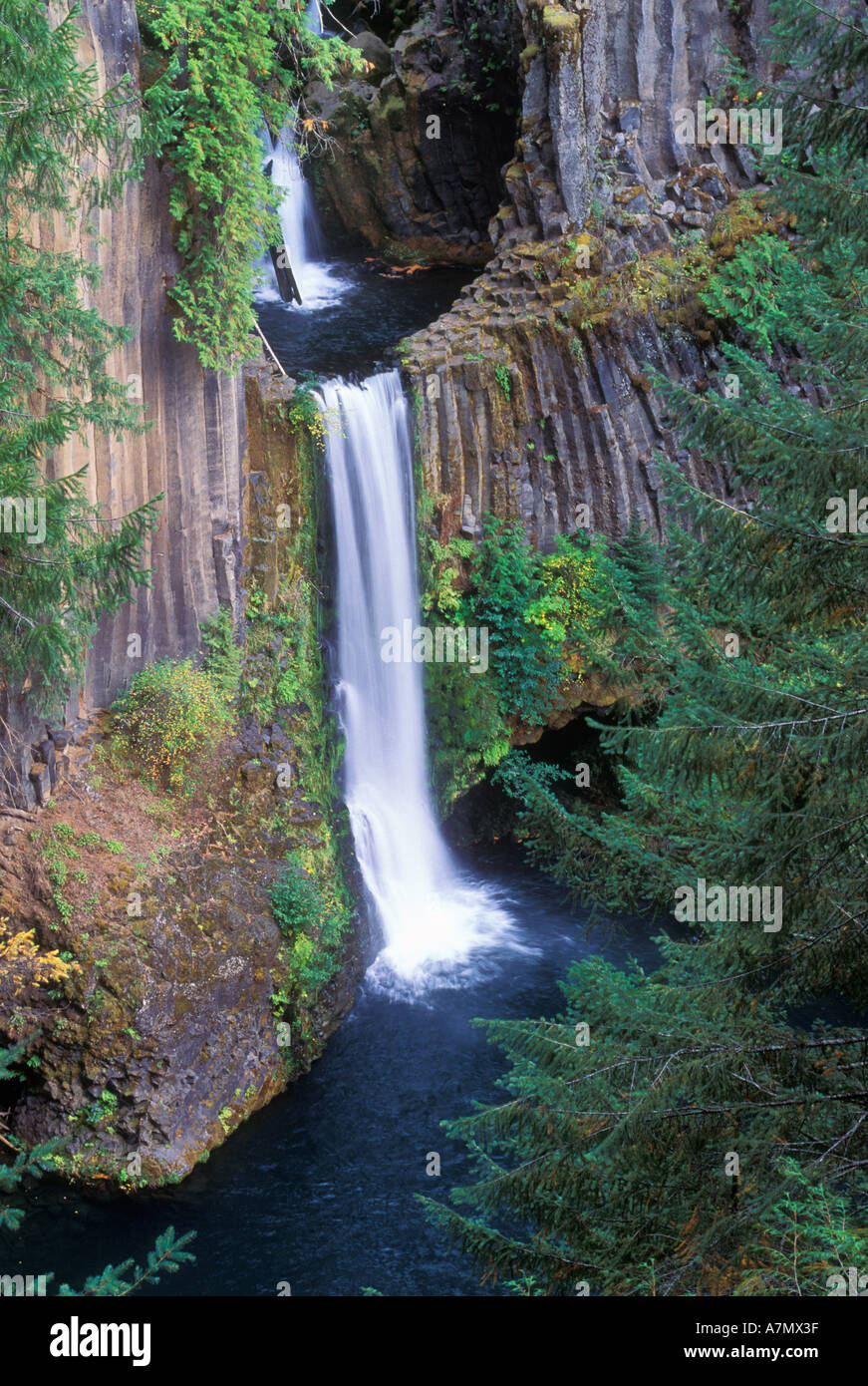 Umpqua Falls in Oregon Cascades Stock Photo - Alamy