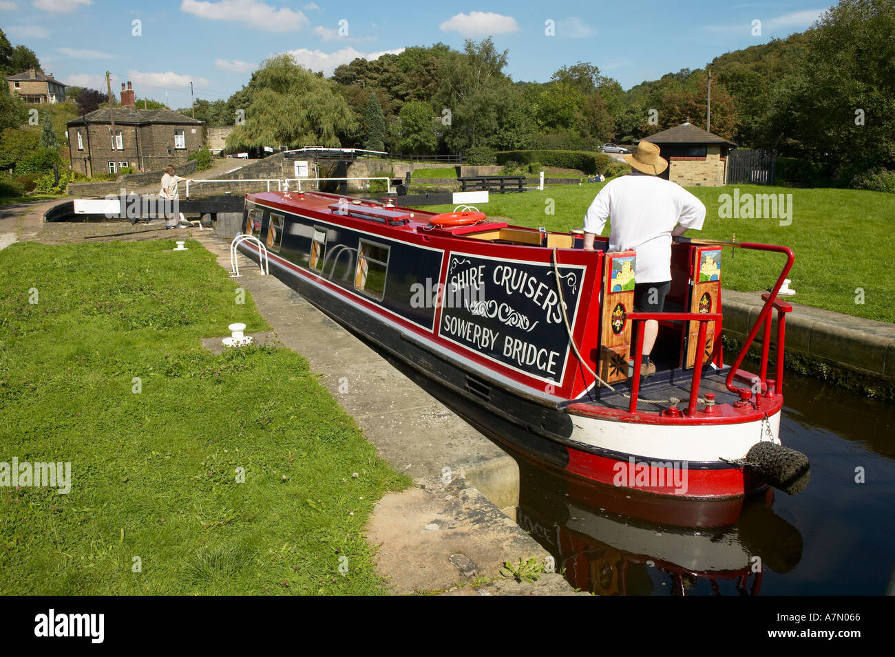 CANAL BARGE SALTERHEBBLE LOCK YORKSHIRE ENGLAND Stock Photo - Alamy