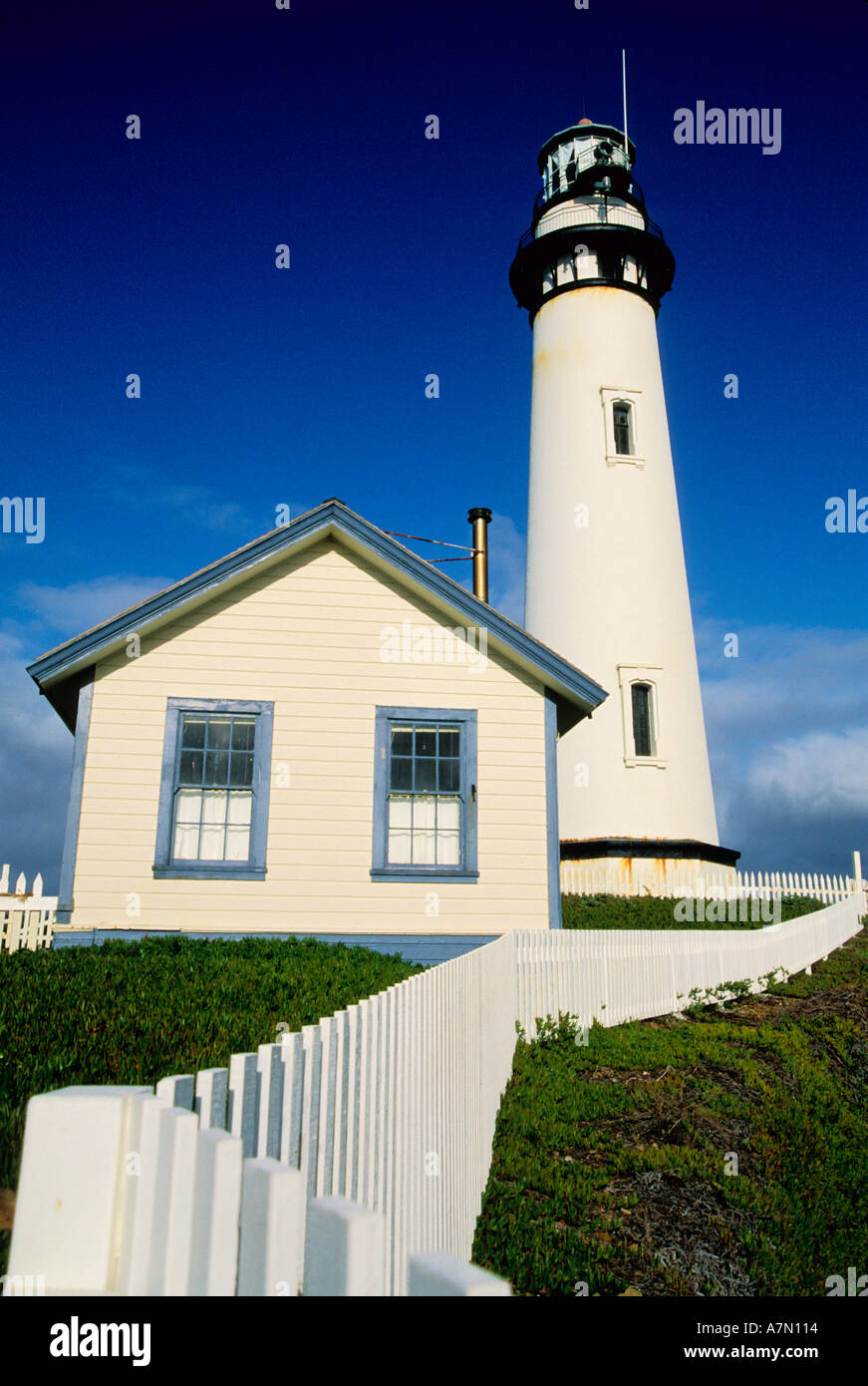 Pidgeon Point Lighthouse Pescadero California USA Stock Photo - Alamy