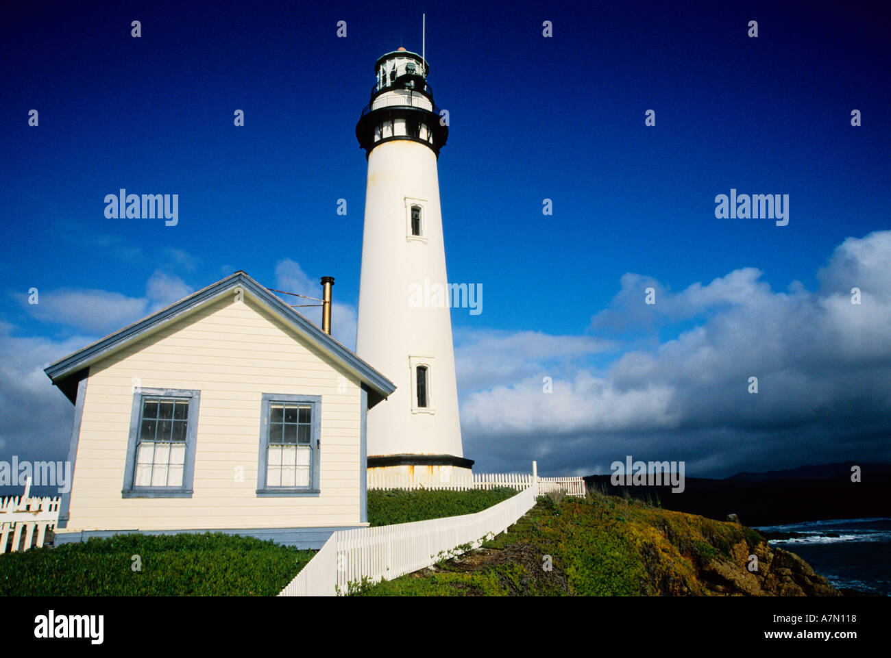 Pidgeon Point Lighthouse Pescadero California USA Stock Photo - Alamy