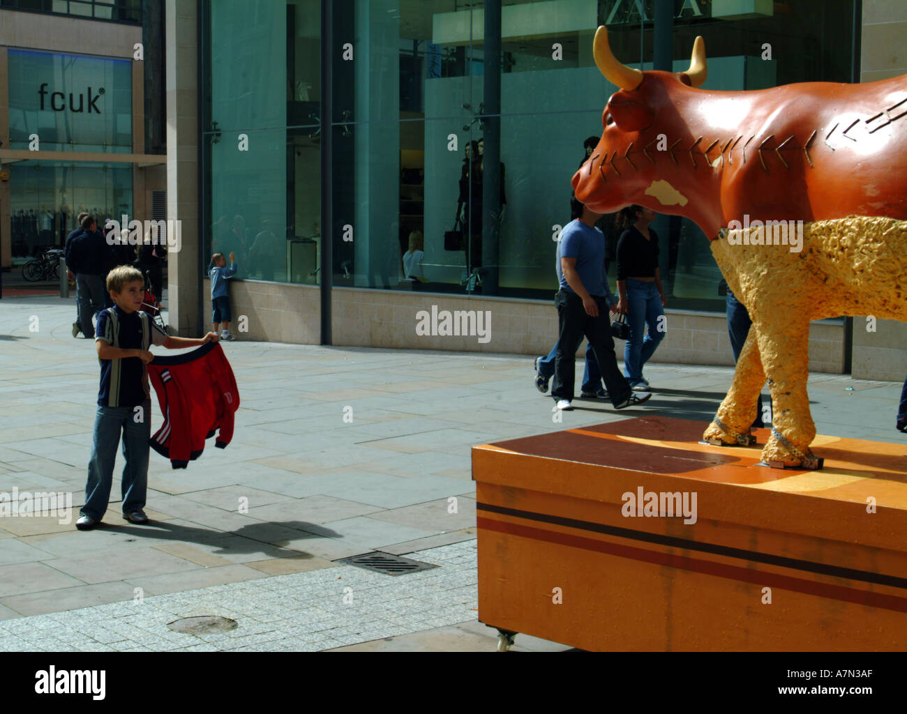 Cow fake cow plastic cow hi-res stock photography and images - Alamy