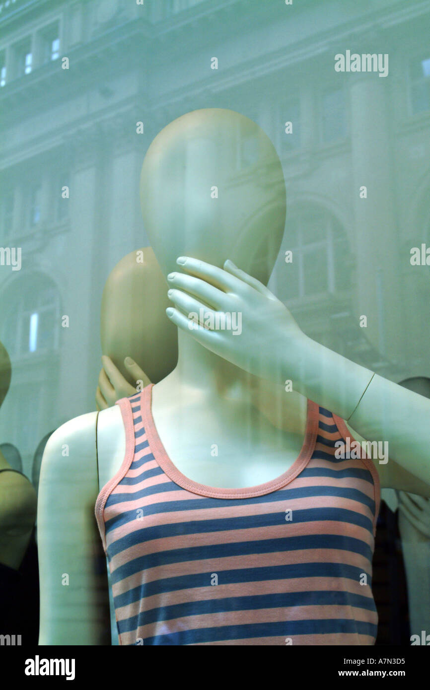 Unidentifiable model hi-res stock photography and images - Alamy