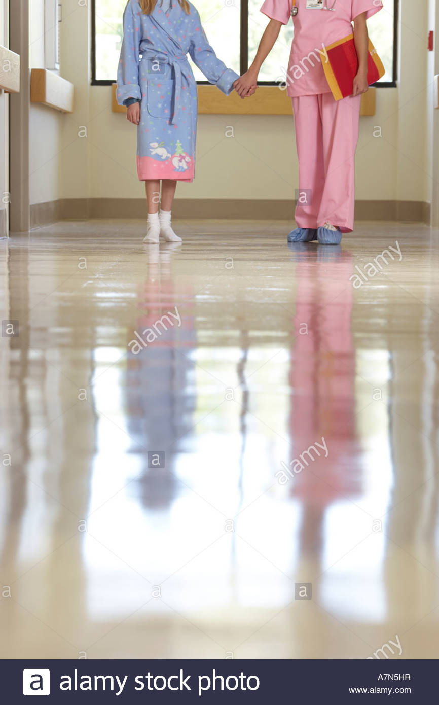 Hospital Patient Walking Stock Photos & Hospital Patient Walking Stock ...