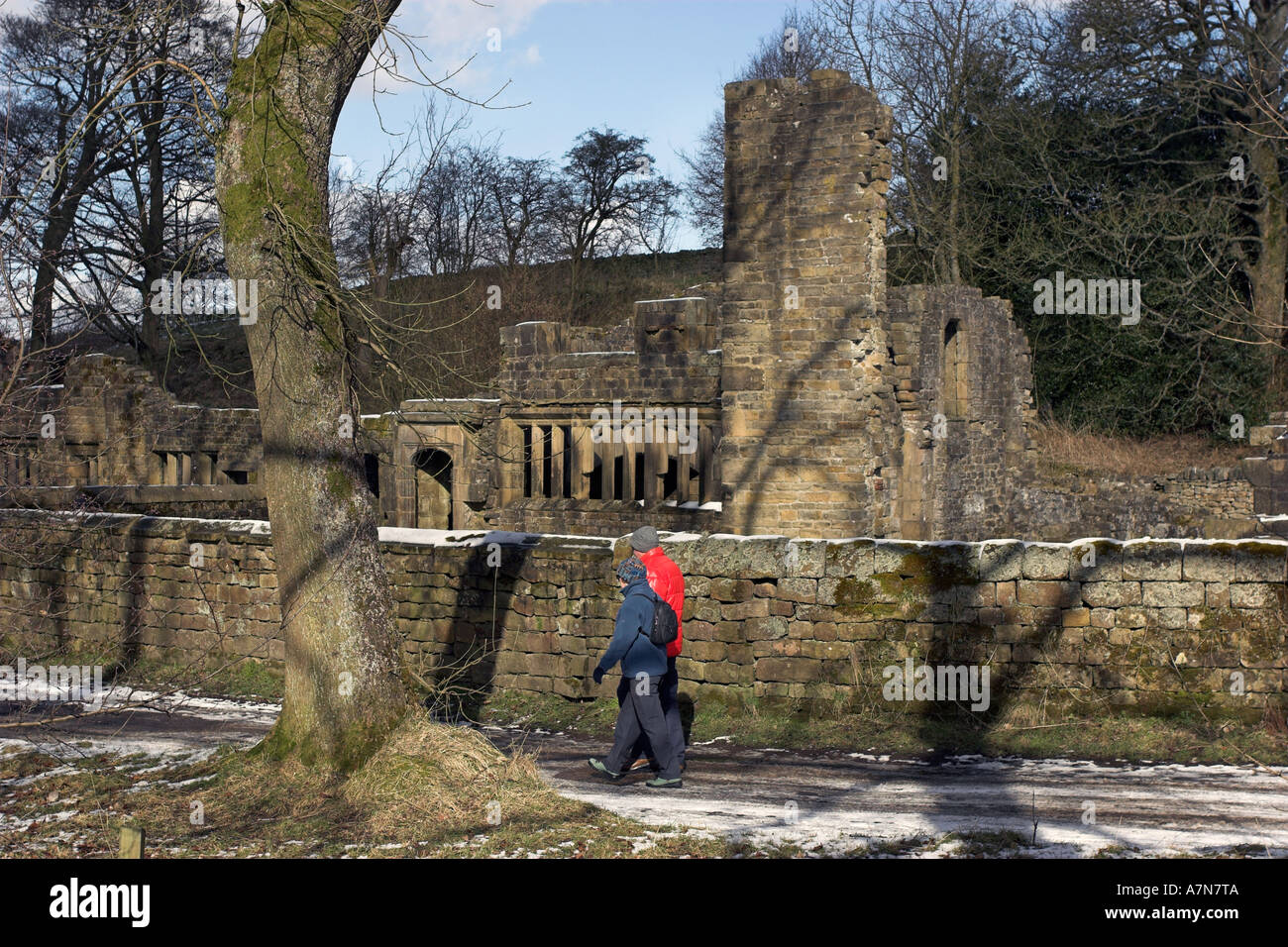 Wycoller hall lancashire hi-res stock photography and images - Alamy