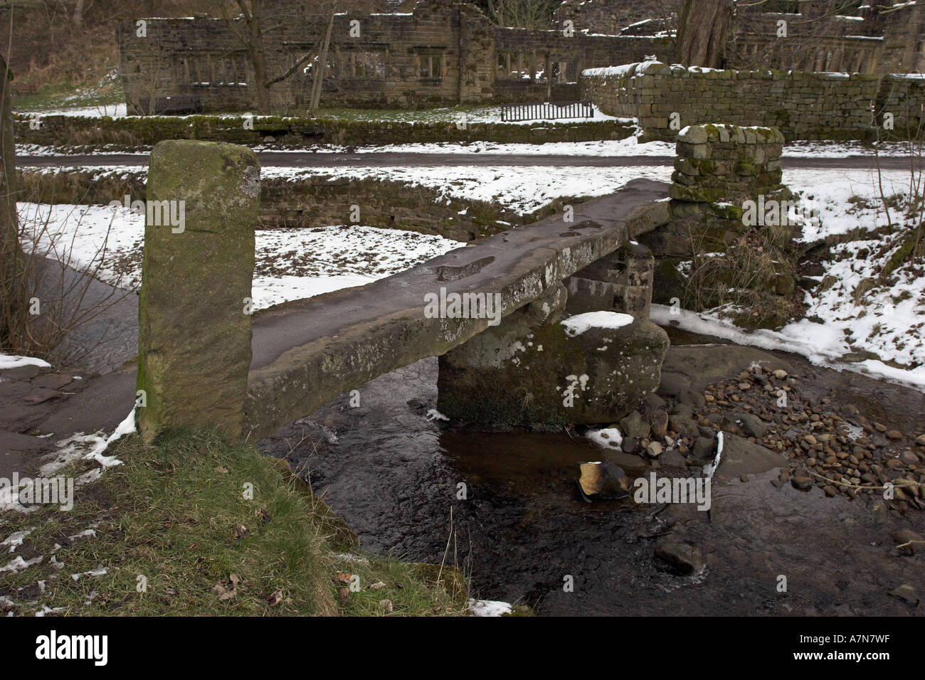 Clapper Bridge at Wycoller Stock Photo - Alamy