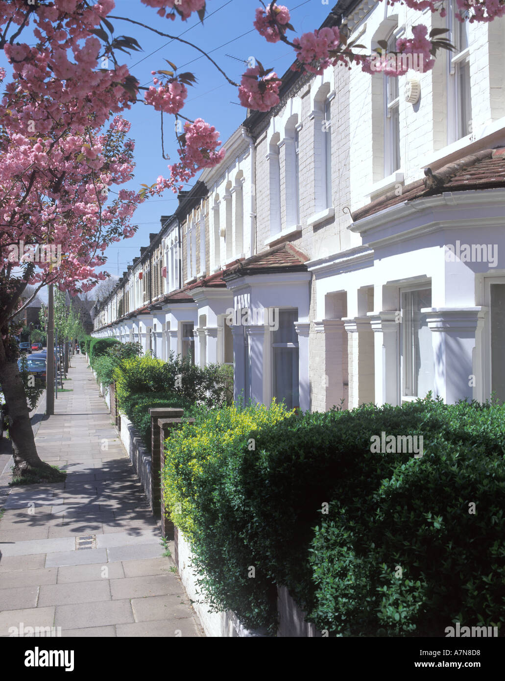 Fulham london street hi-res stock photography and images - Alamy