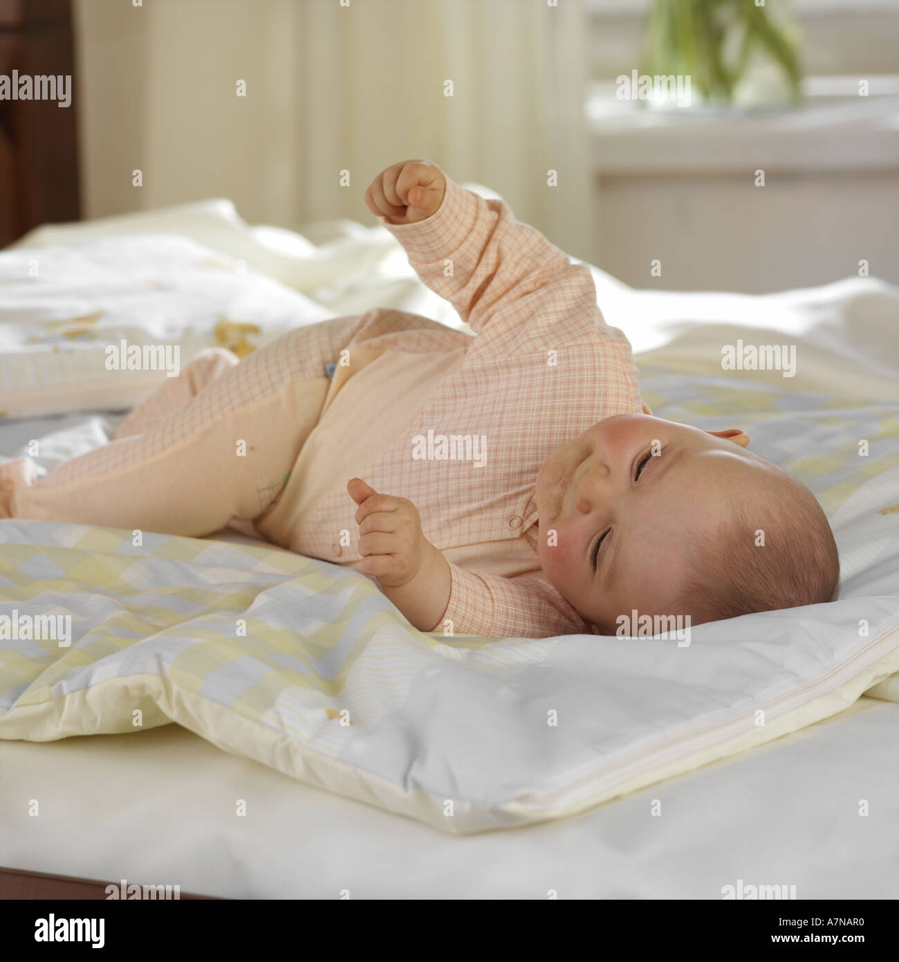 Hand flat out hi-res stock photography and images - Alamy