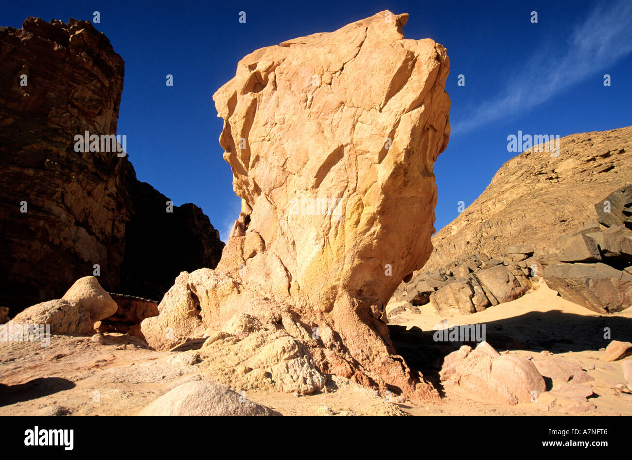 Egypt, Sinai desert, sandstone rocks Stock Photo - Alamy