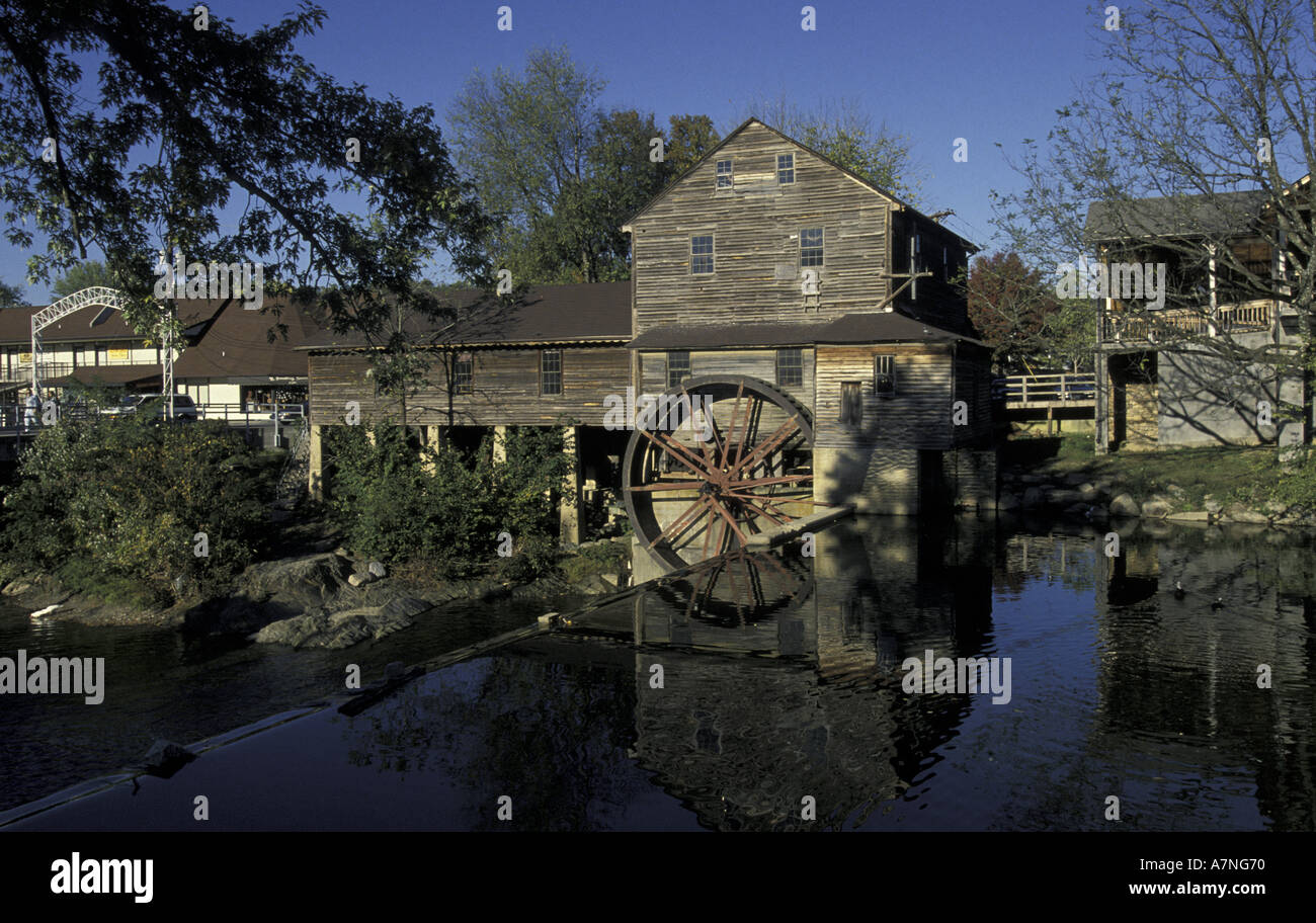 Old mill at pigeon forge hi-res stock photography and images - Alamy