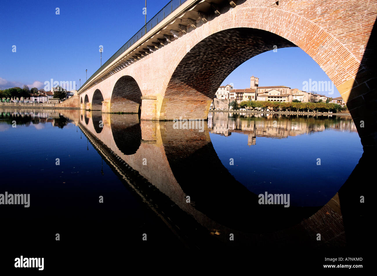 Cazeres sur garonne hi-res stock photography and images - Alamy