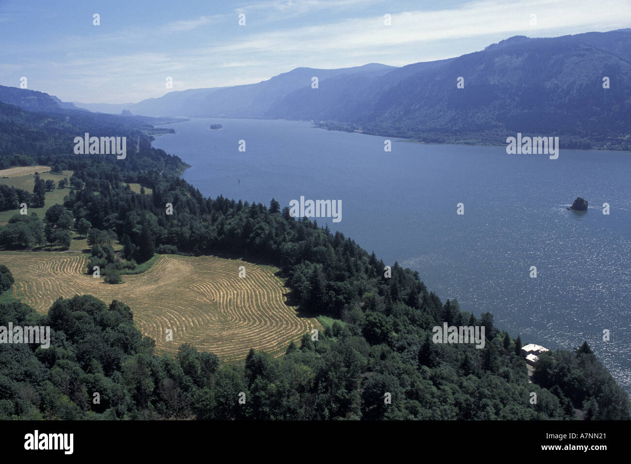 N.A., USA, Washington, Columbia River Gorge, Cape Horn overlook and ...