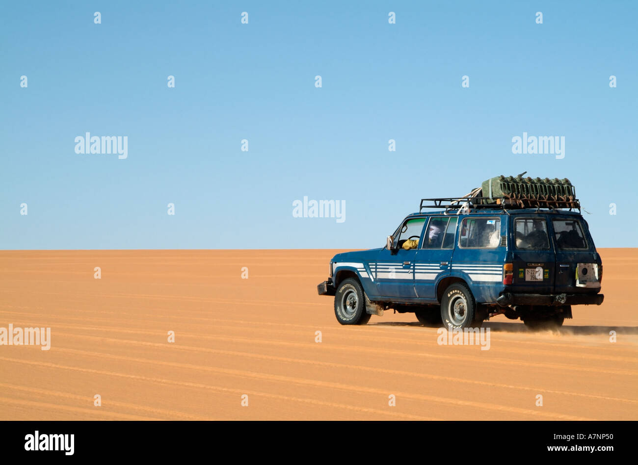 Jeep safari, Sahara Desert, Libya Stock Photo - Alamy