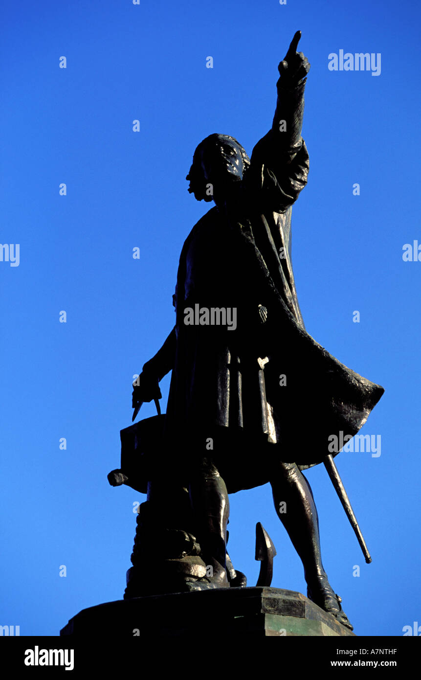 Dominican Republic, Santo Domingo, statue of Christopher Columbus Stock ...