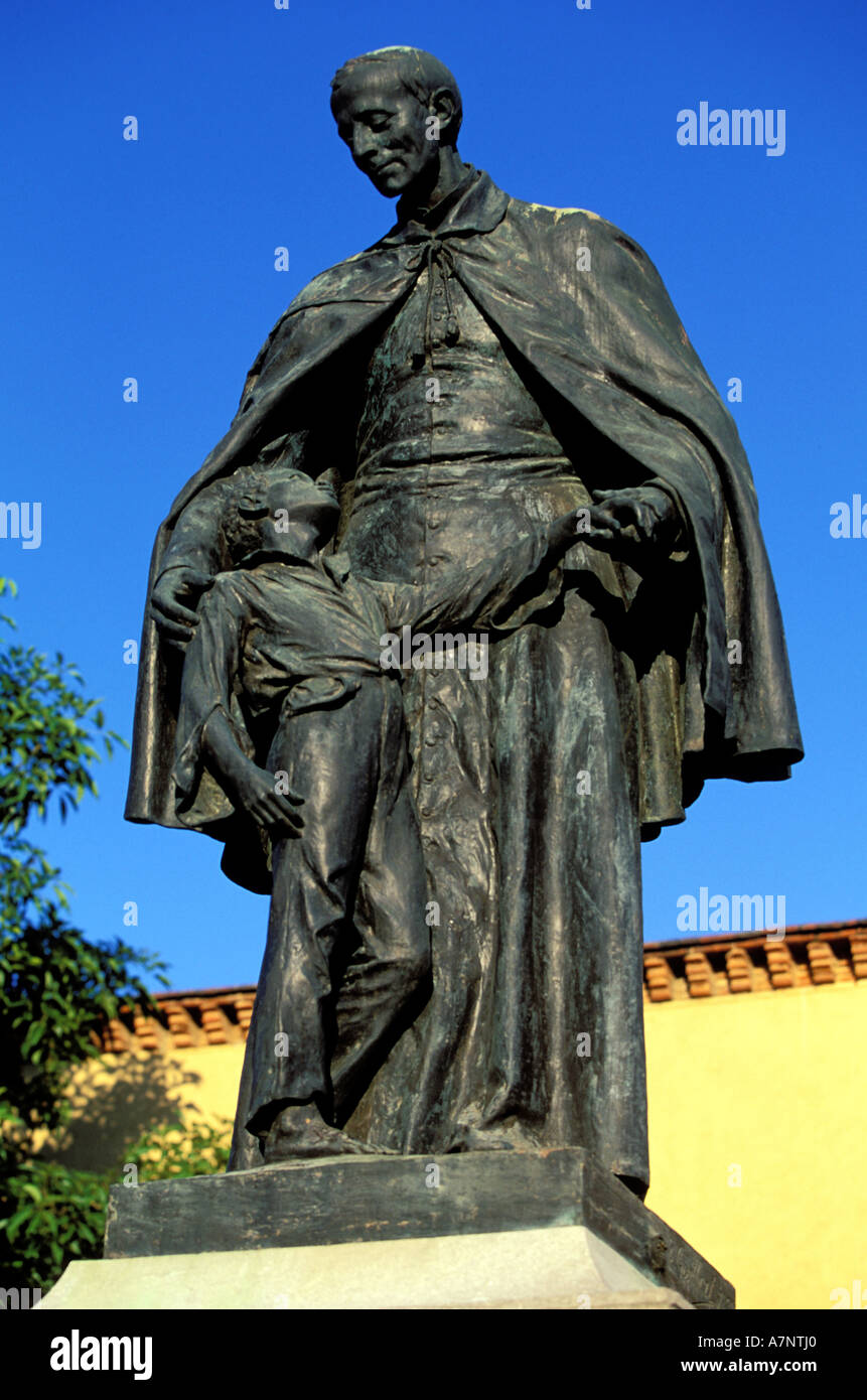 Dominican Republic, Santo Domingo, statue representing a priest Stock ...