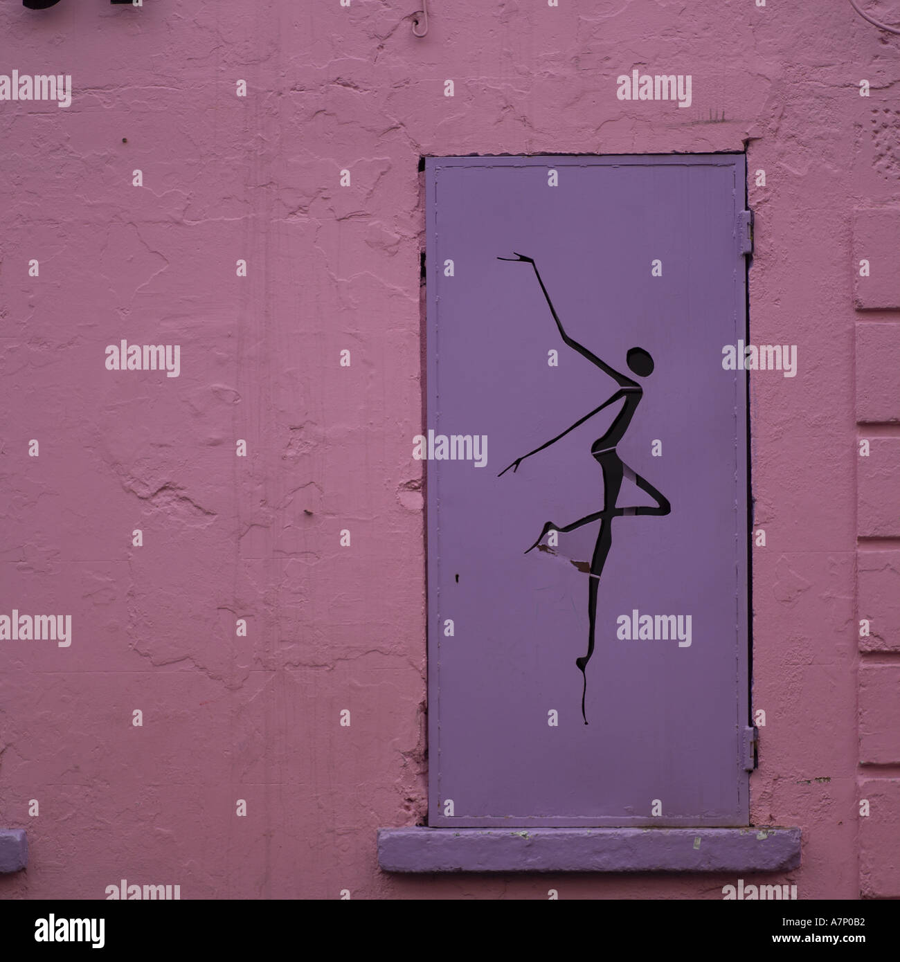Metal human figure hi-res stock photography and images - Alamy