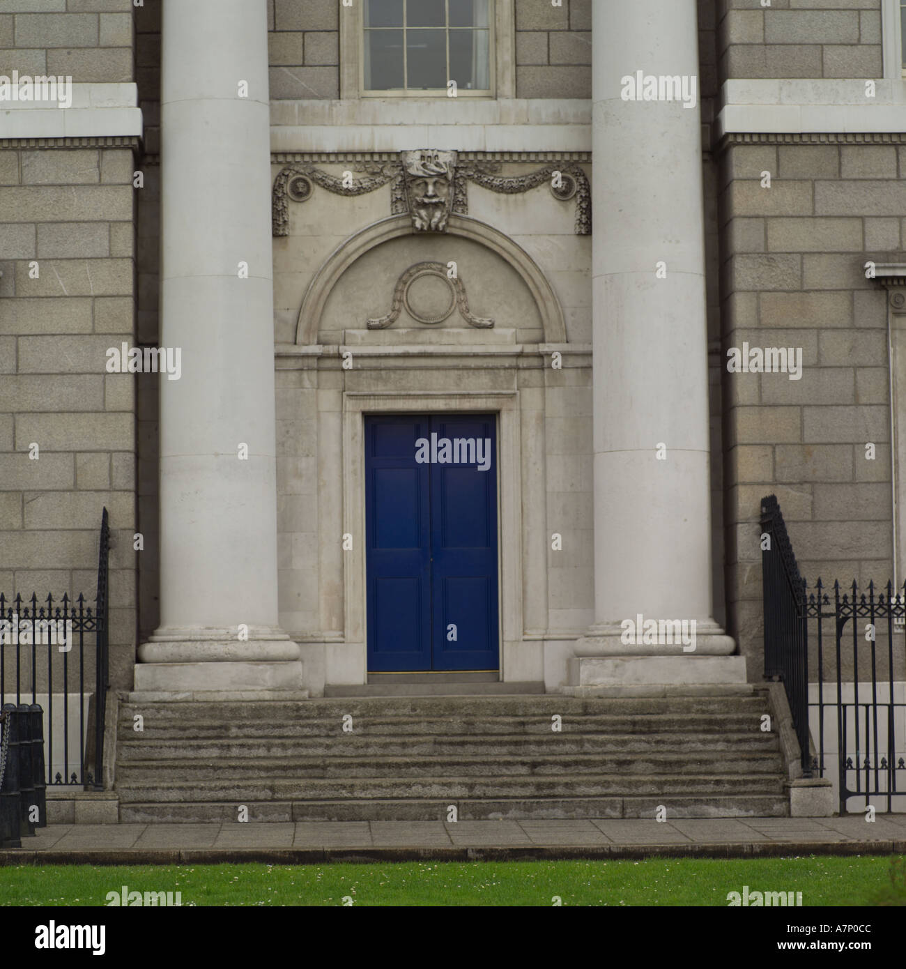 Dublin Ireland Custom House Stock Photo - Alamy