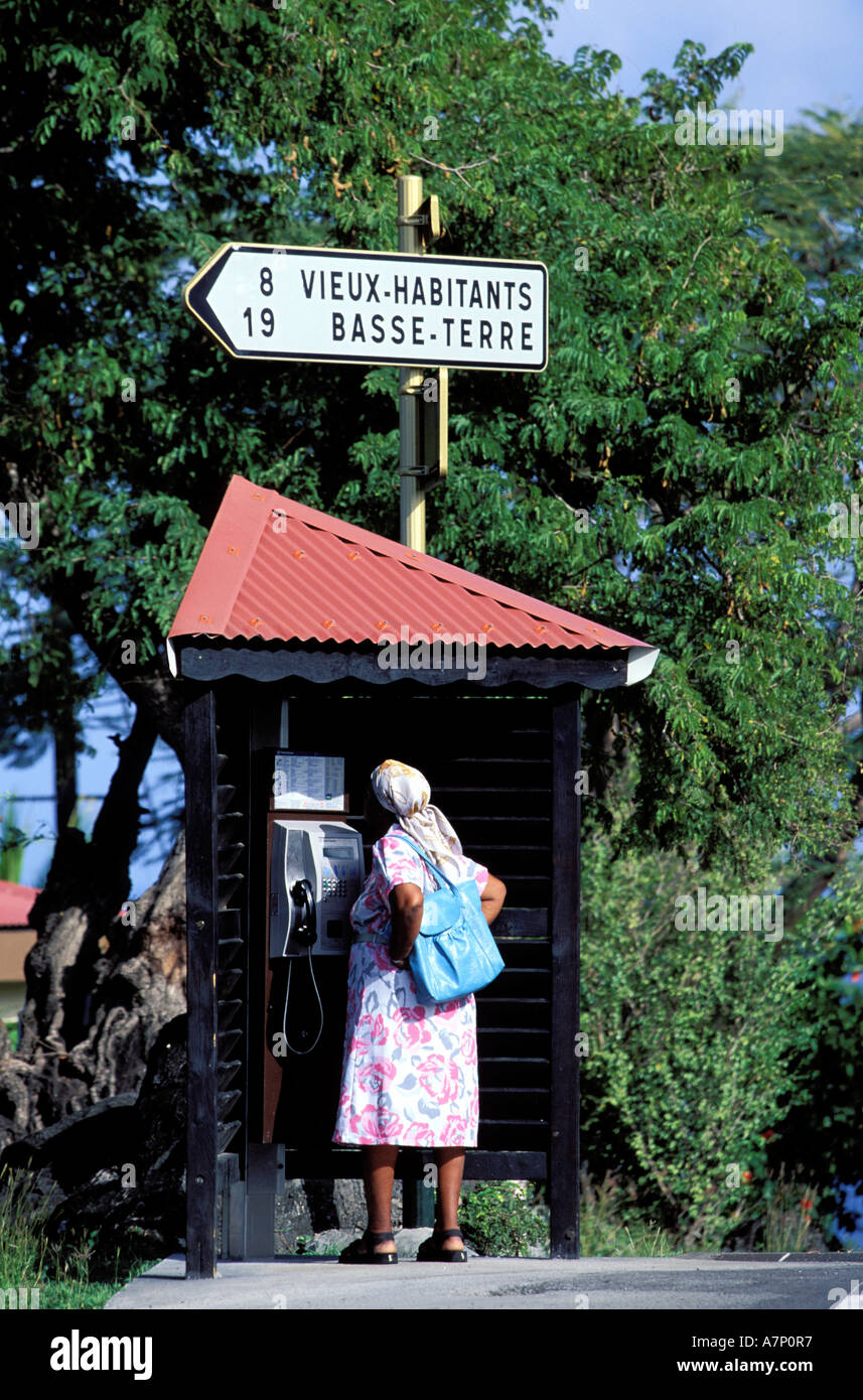 French telephone booth hi-res stock photography and images - Alamy