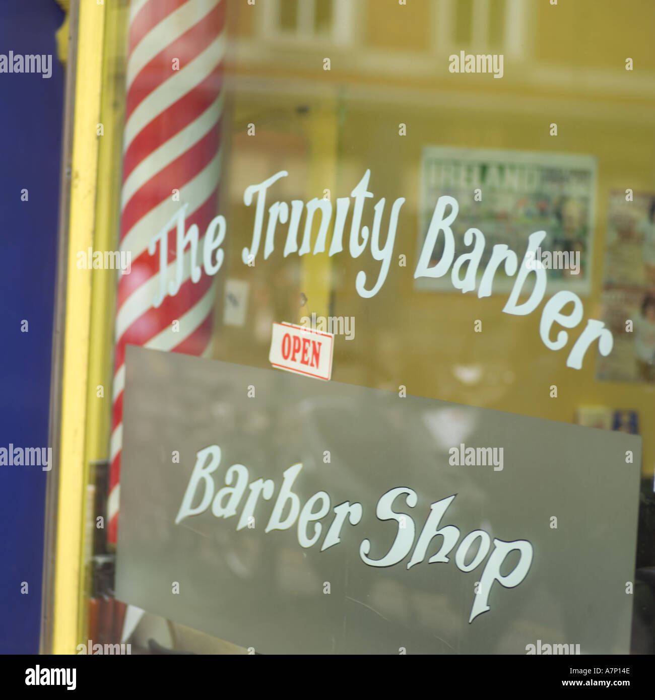 Barber shop signs hi-res stock photography and images - Alamy