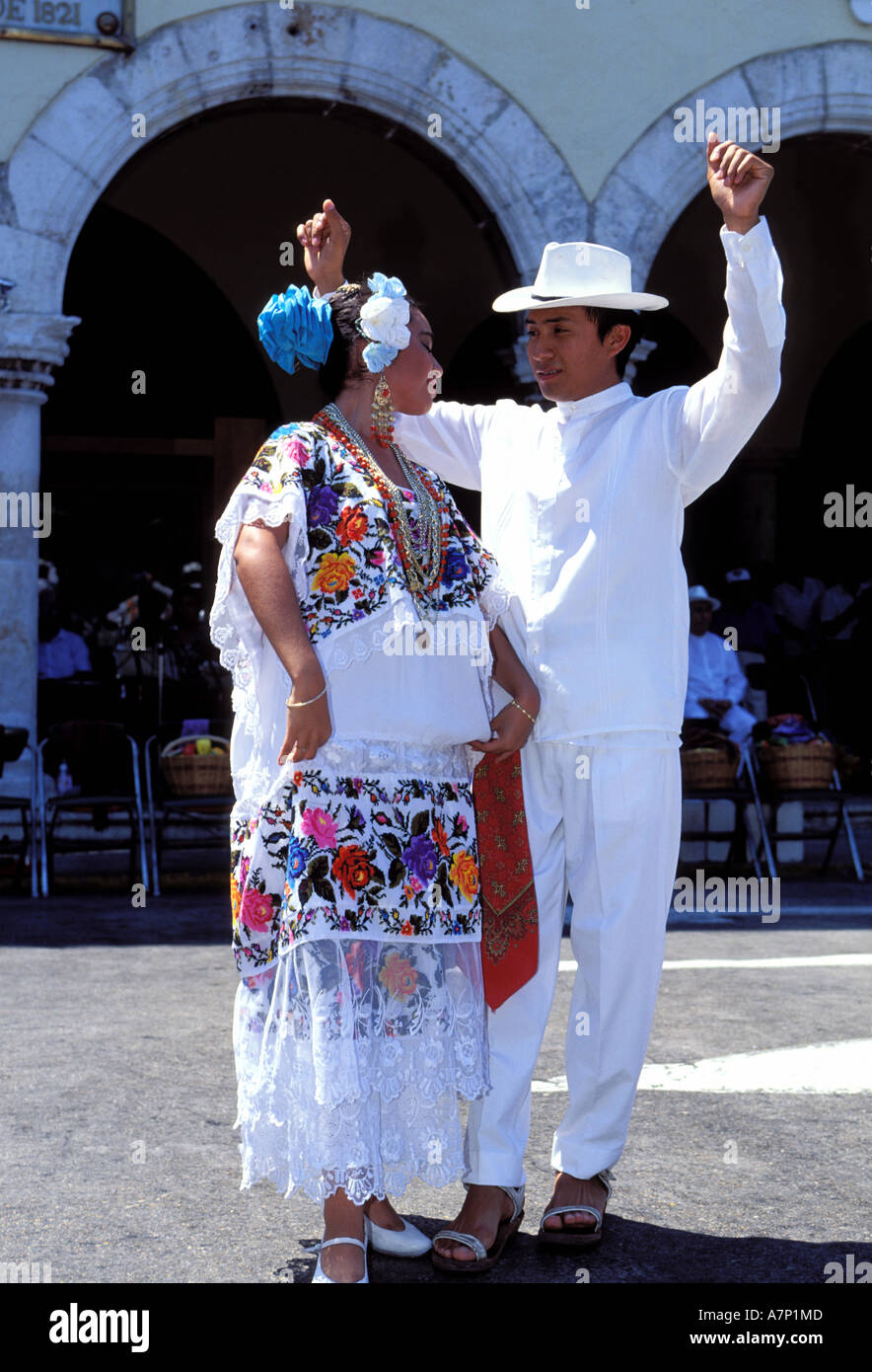 Mexico, Yucatan State, Merida, traditional dance Stock Photo - Alamy