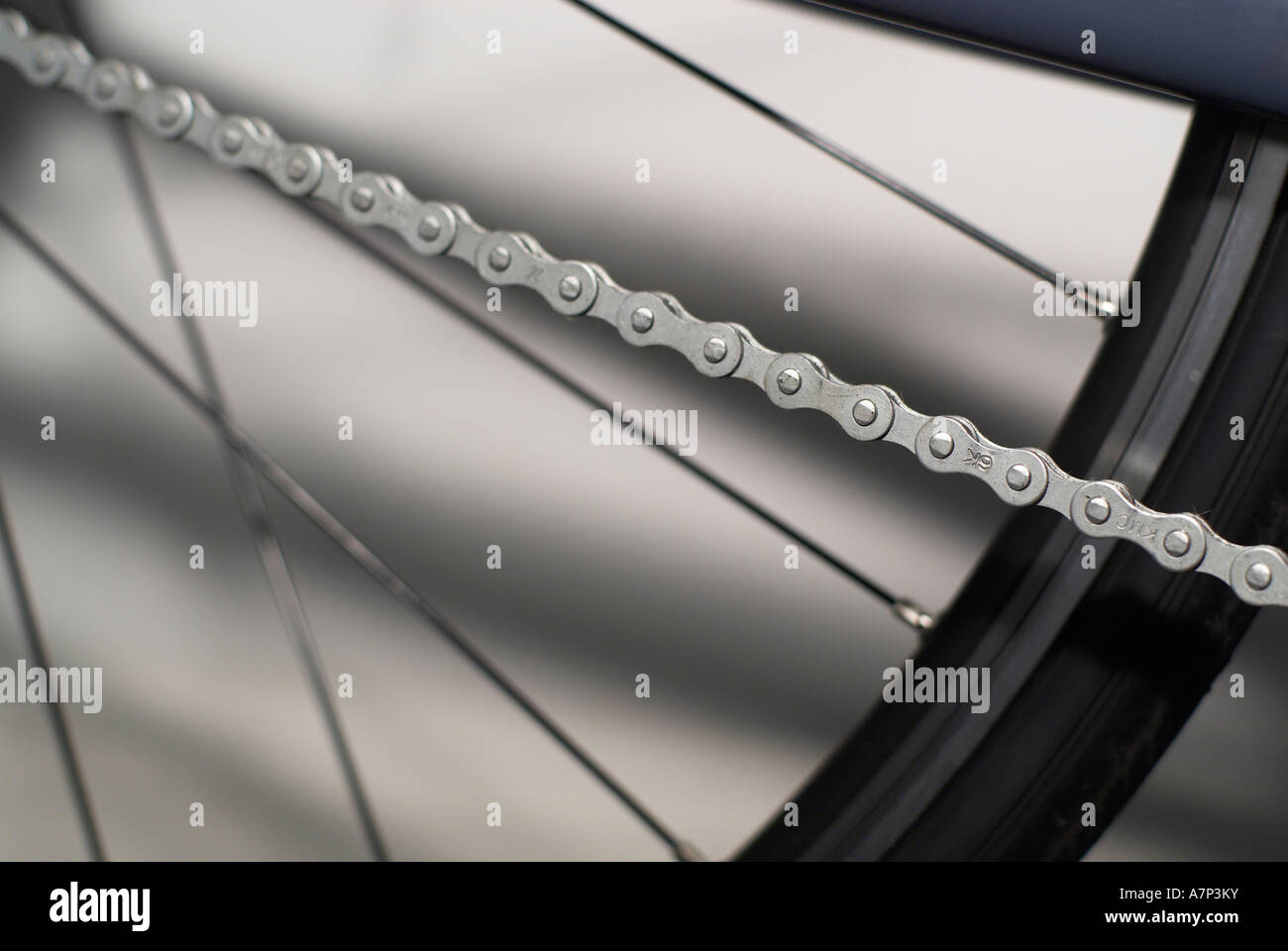 Chain rim hi-res stock photography and images - Alamy