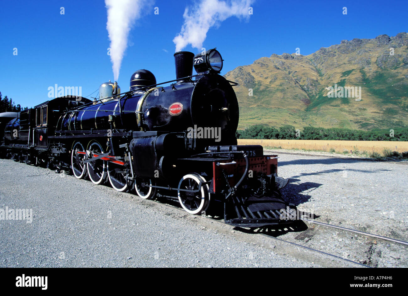 New Zealand, South Island, Kingstown Flyer steam train connects ...