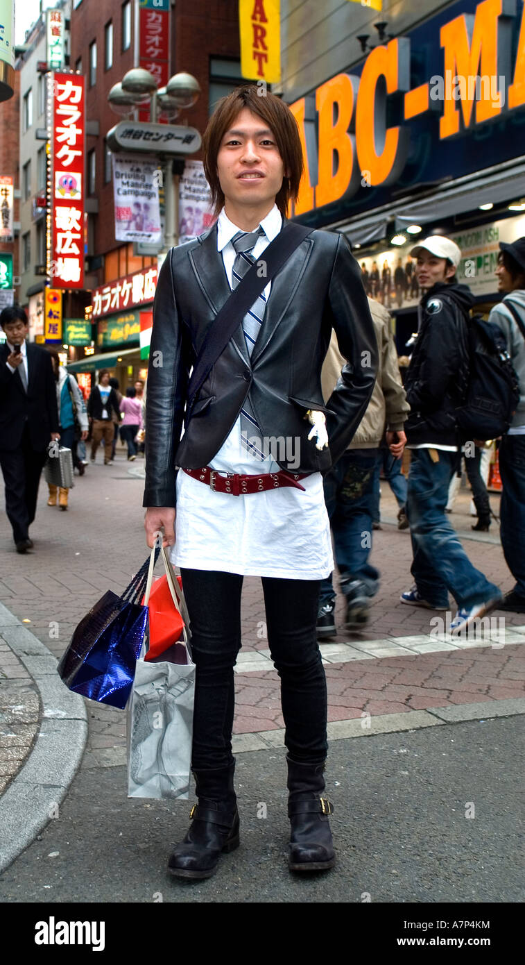 Tokyo Japan Shibuya Teen hipsters cosu purei costume outfit expression ...