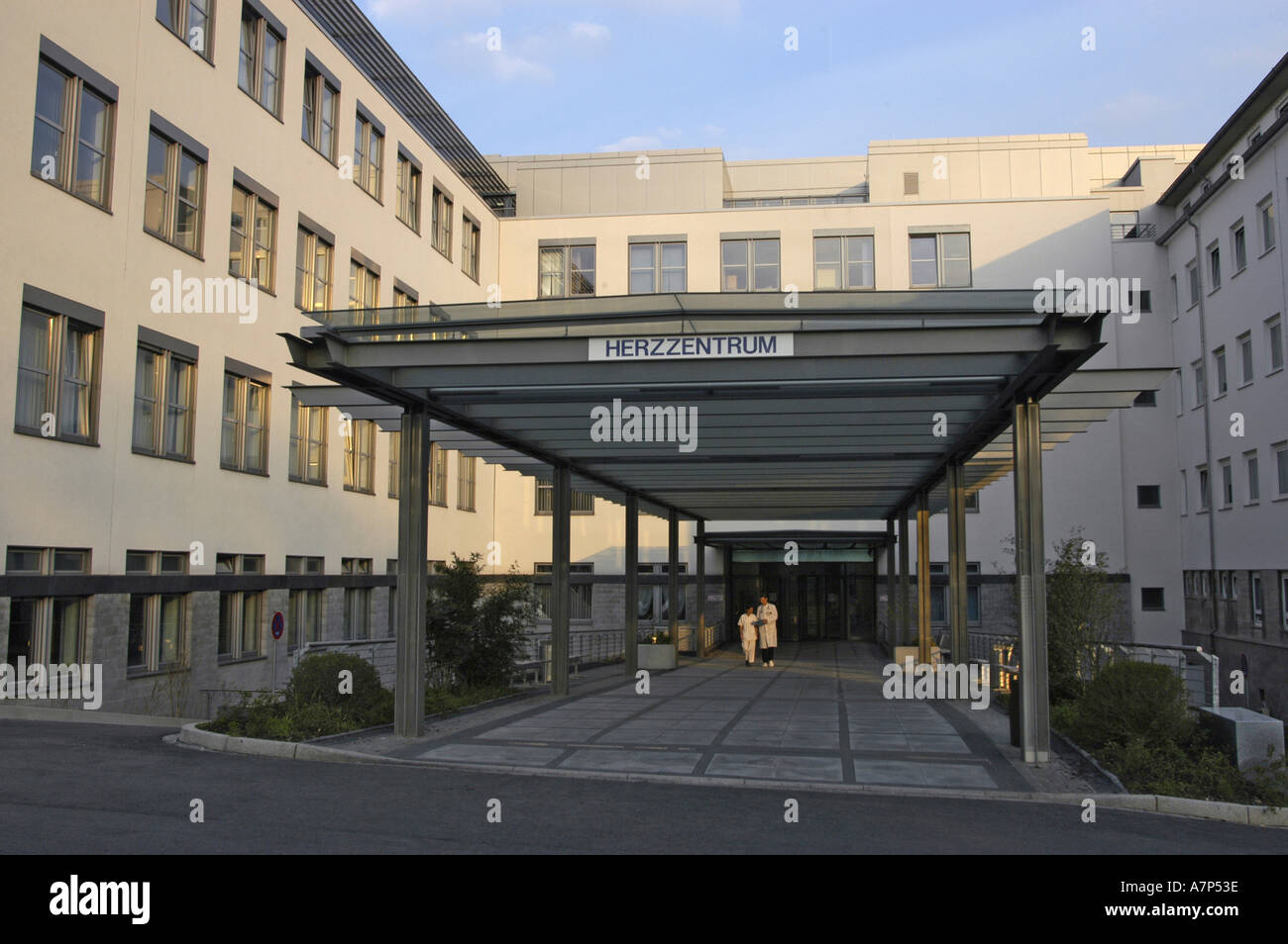 Klinik germany entrance hi-res stock photography and images - Alamy