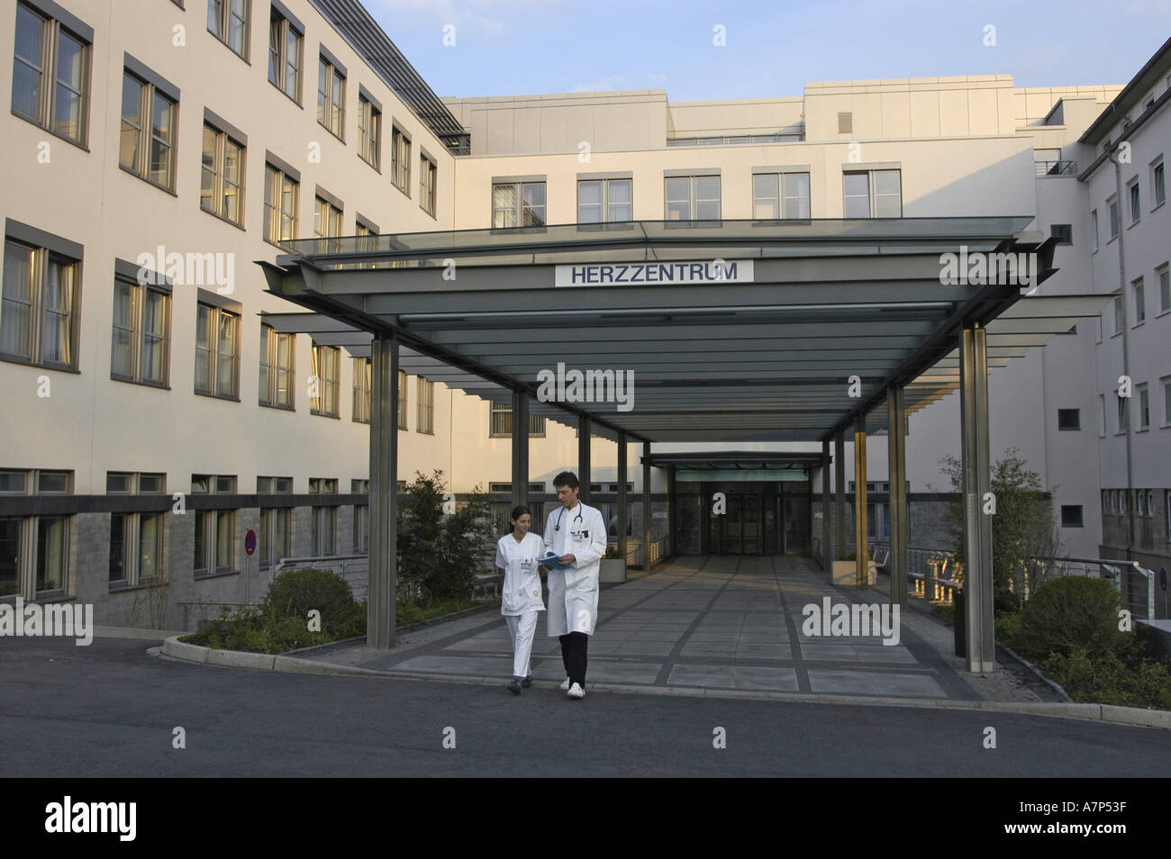 Klinik germany entrance hi-res stock photography and images - Alamy
