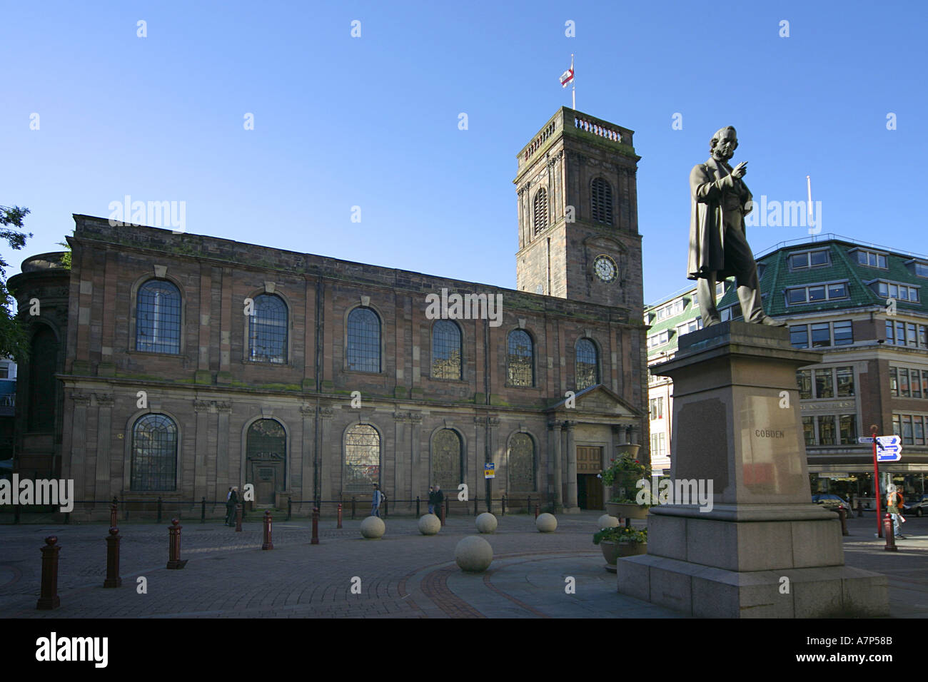 Saint anns square manchester uk hi-res stock photography and images - Alamy