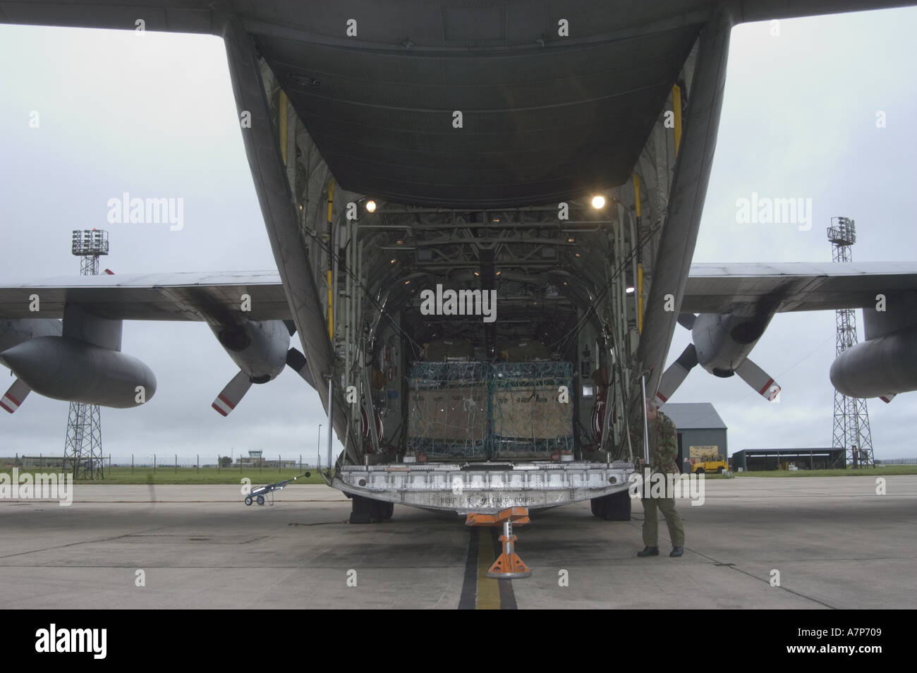 Hercules aircraft cargo ramp hi-res stock photography and images - Alamy